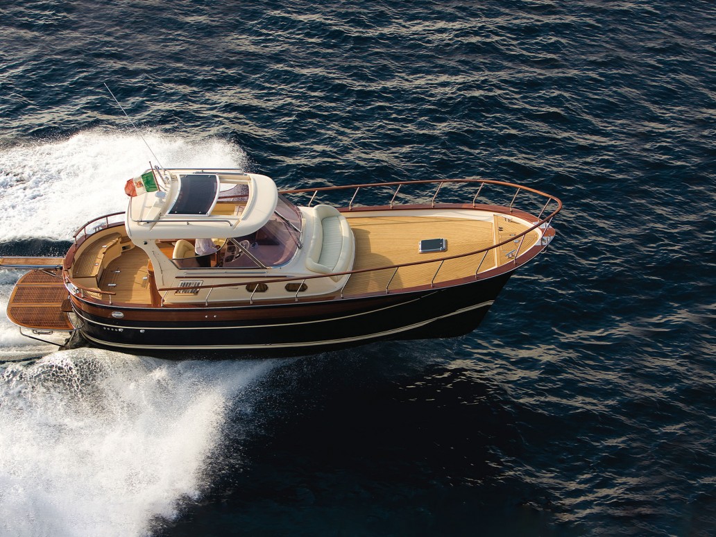 Luxury Boats Positano | Amalfi Coast and Positano private boat tours